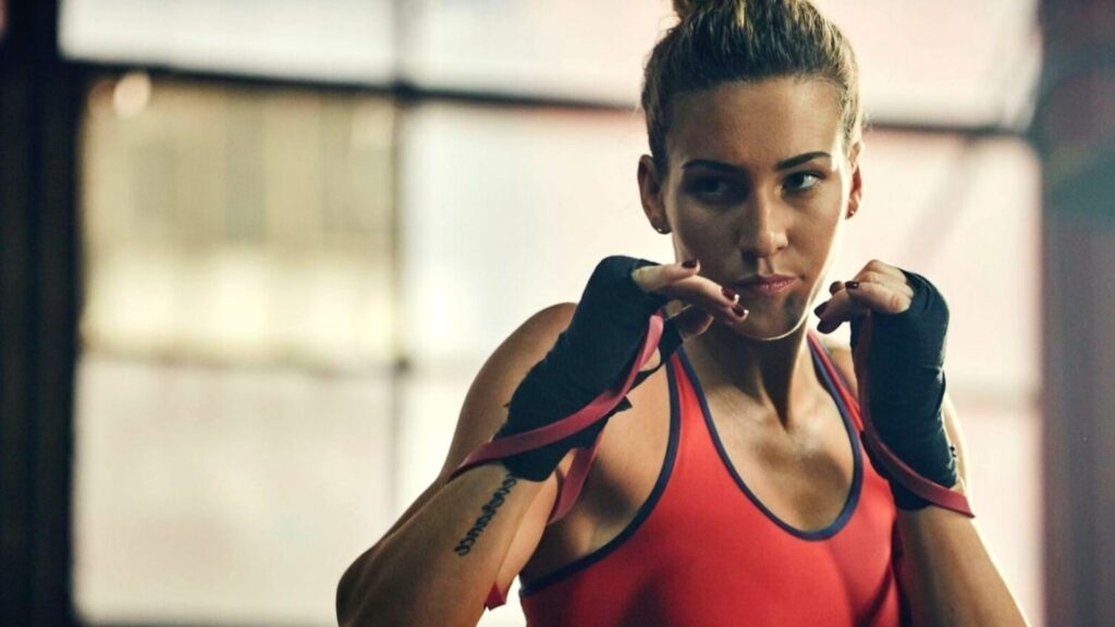 Essential Guide To Heavy Bag Workouts - MMA Factory